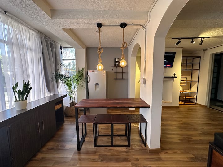 Apartamento Con Chimenea | Embajada Y Aeropuerto - Bogota