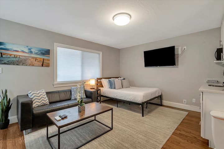 Cozy Studio L Downtown San Jose - San Jose, CA