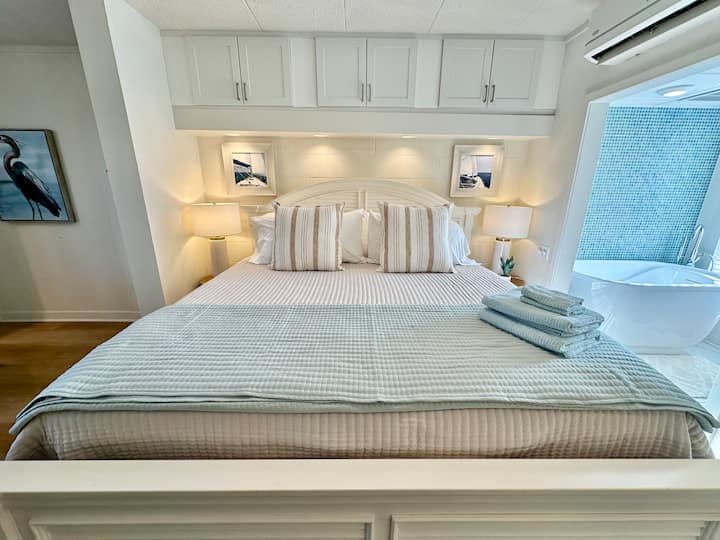 Waterway Luxury Suite - Wrightsville Beach, NC