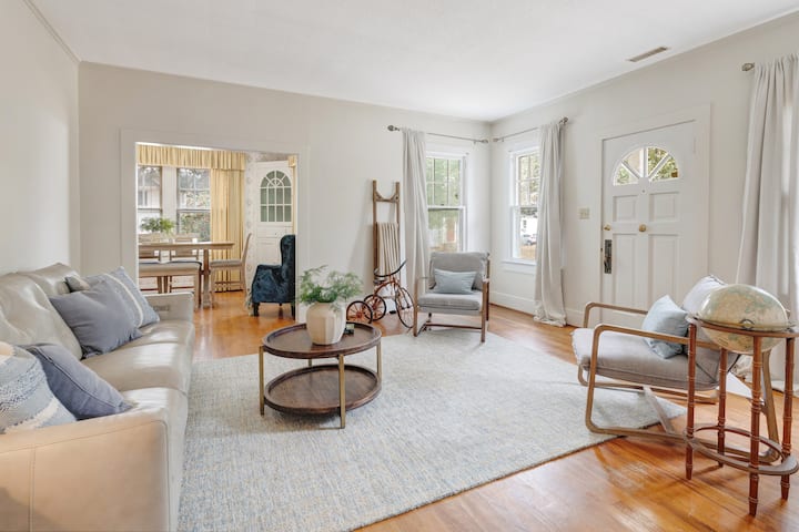 Cajun Comfort Cottage - Lafayette, LA