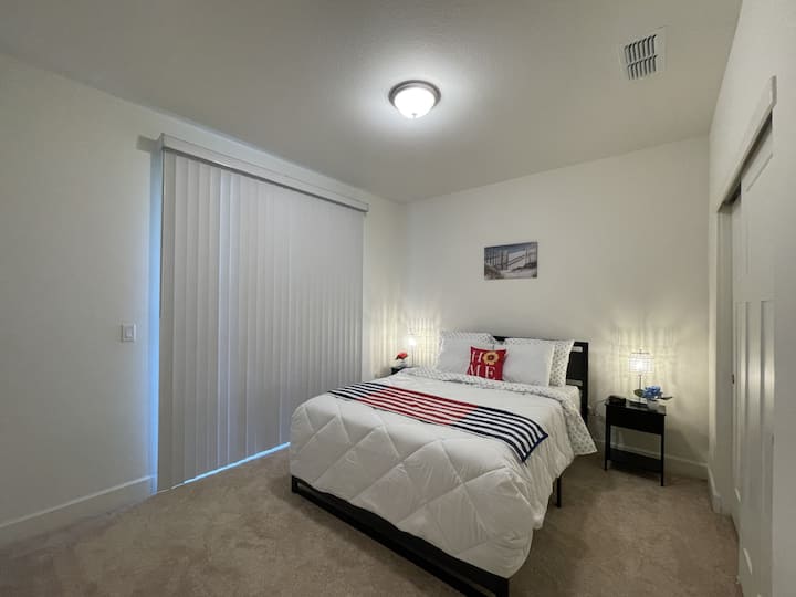 Brand-new 1-bedroom Guest Suite! Great Location! - Sacramento, CA