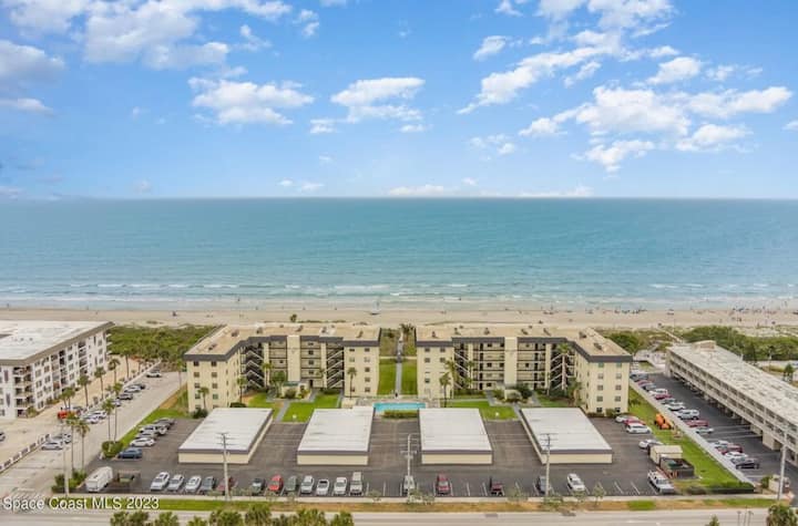 Sea Oats 3br-direct Beach Access With Pool - Cocoa Beach, FL