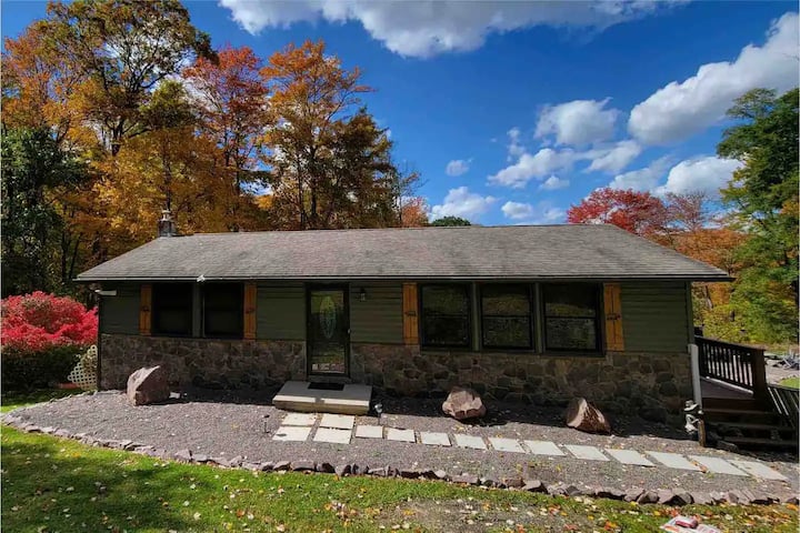 5 Min To Wisp, Covered Hot Tub, Firepits, Dogs Ok - Deep Creek Lake, MD