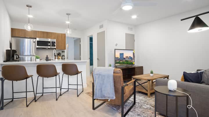 Fresh Unit, 5 Min To Downtown Austin - Austin, TX