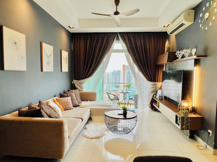 Skyviewbliss@ Ksl 3br Premium Retreat Lv36 6-11pax - Woodlands