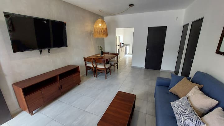 Planta Baja Con Patio, Parking, Gym, Alberca. - Playa del Carmen