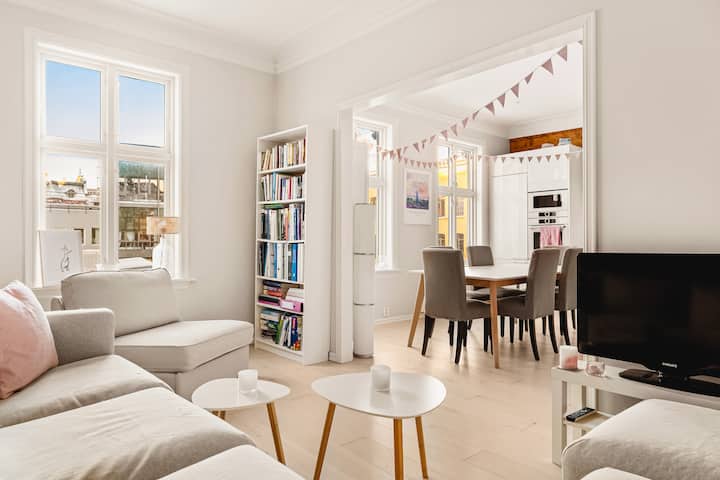 Best Of Both Worlds - 80sqm With 2 Baths & Bathtub - Bergen