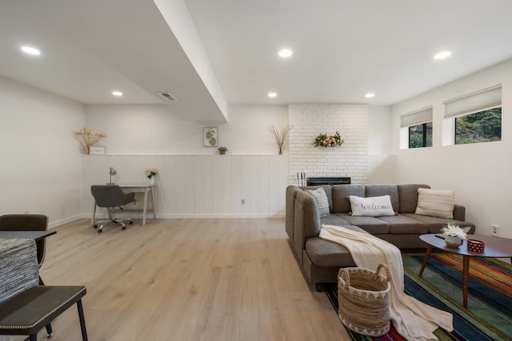 Newly Remodeled Bellevue House - Bellevue, WA