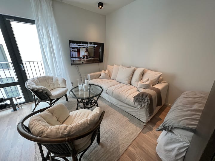 Nyproducerad, Fräsch Och Mysig. - 