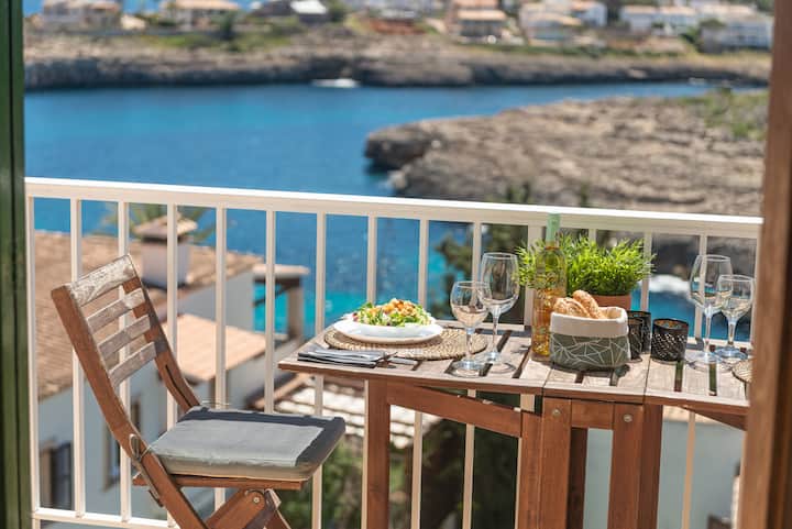 Vacation In Harmony, Sea, And Beach On Mallorca - Portocolom
