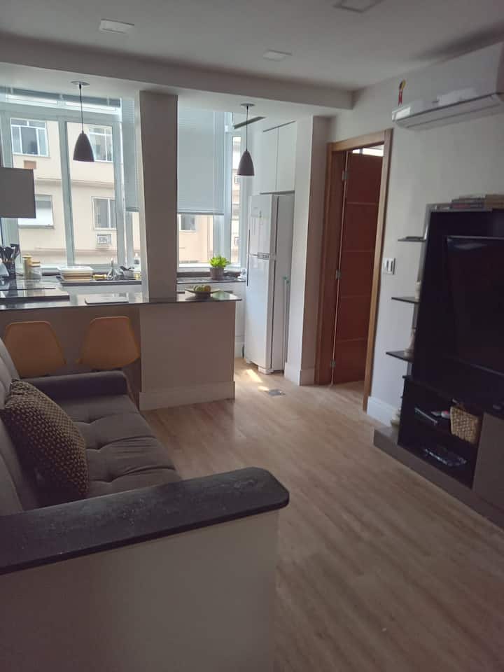 Apartamento Em Copacabana A Duas Quadras Da Praia - Rio de Janeiro