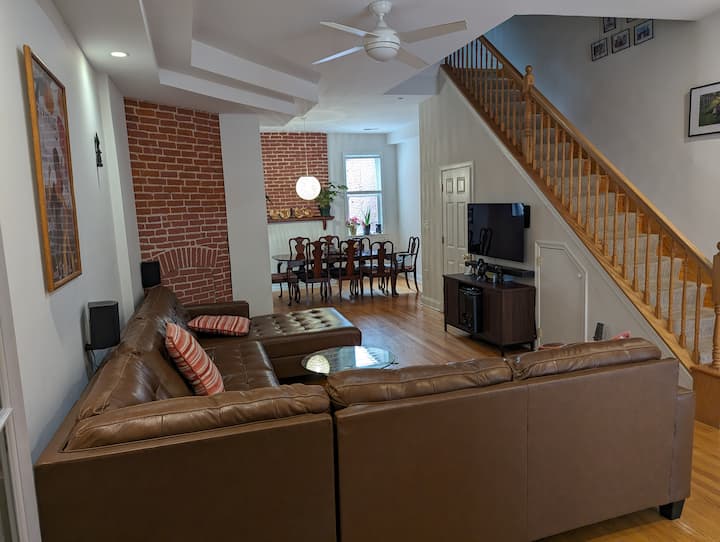 4br 2.5ba In Columbia Heights Near Dupont - Bethesda, MD