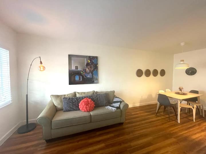 2 Bedroom Apt Free Parking In Little Havana (1d) - South Miami, FL