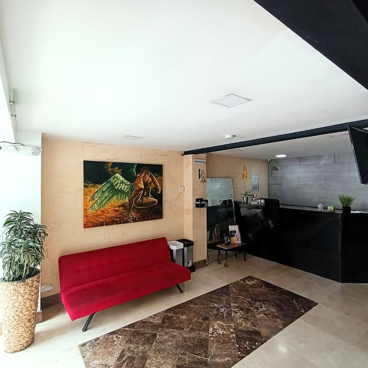 Confort Y Conexión: 11 Hab. Privadas Para Grupos - Bello, Colombia