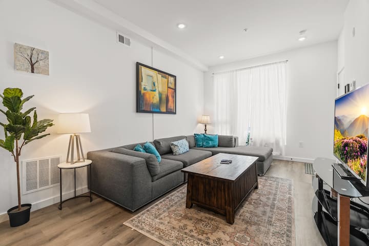 Room, Lrg Apt, Near Center City - Philadelphia, PA