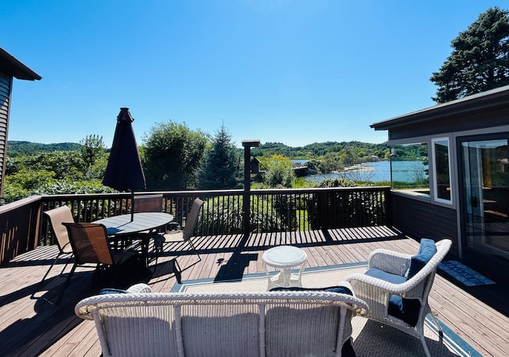 House&cabin On River/bike Trail! - Frankfort, MI