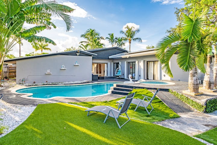 Heated Pool Tropical Backyard 3br, 12 Min To Ocean - North Miami Beach, FL