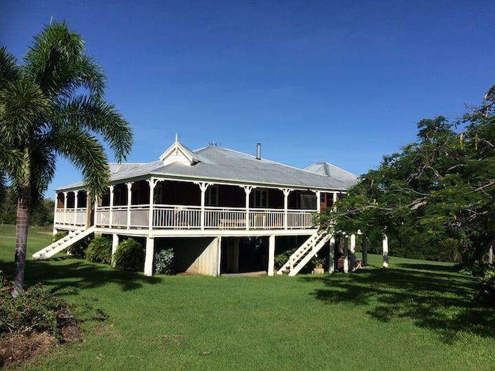 Rural Retreat For Beef Week - The Caves