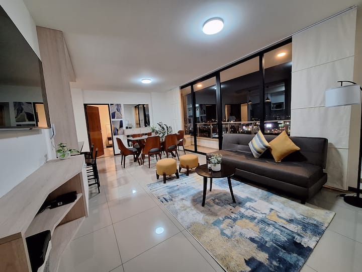 2d En Macororo 13/14 Con Piscina +Parqueo. - Bolivia