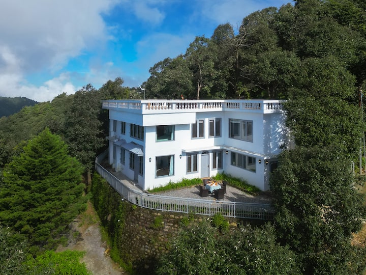 The Pink Magnolia Cottage - Mussoorie