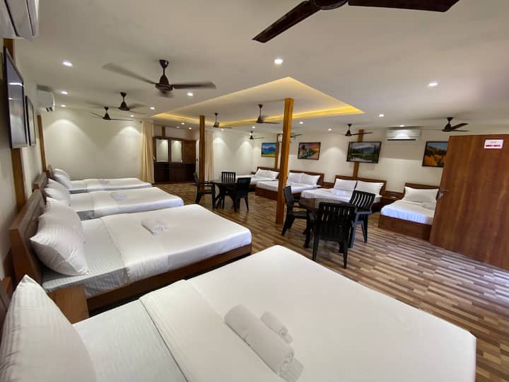 Large Group Stay - Dahanu