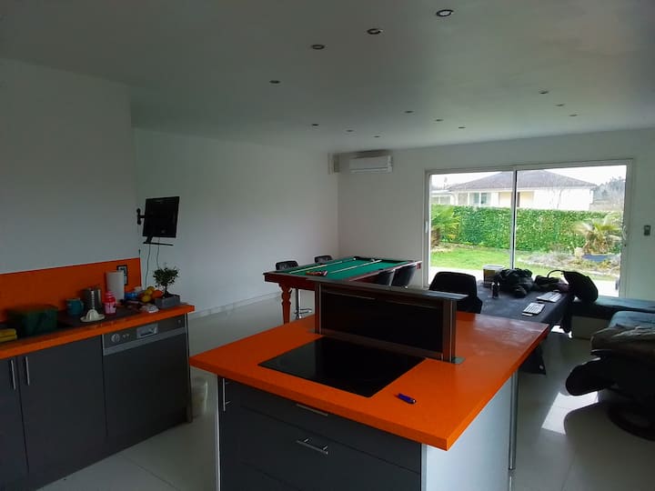 Charmante Maison Avec Jardin - Créon