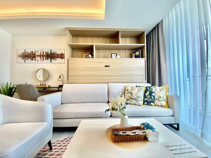 Premium 2 Rooms & Swimming Pool & Bts Phrom Phong & Mrt Sukhumvit Walking Distance & 5 People - Bangkok