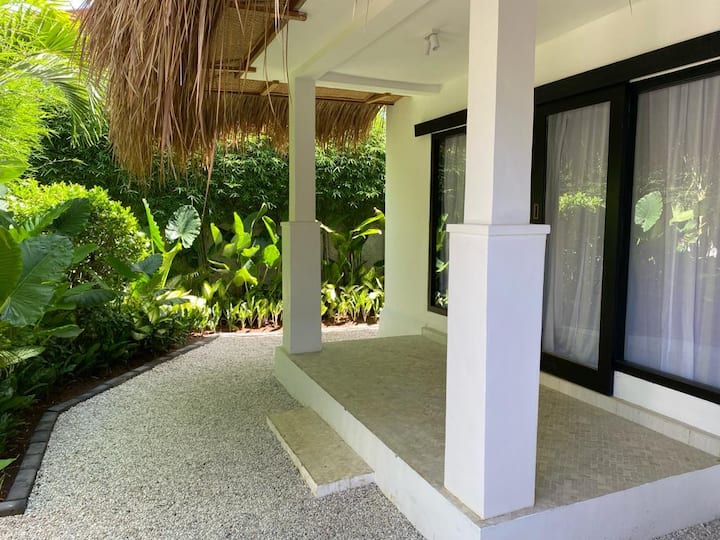 Small Private Villa - Indonesia