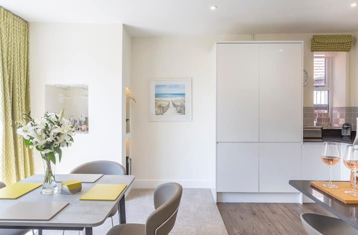 The Love Nest - Perfect For Couples Near The Beach - Bournemouth