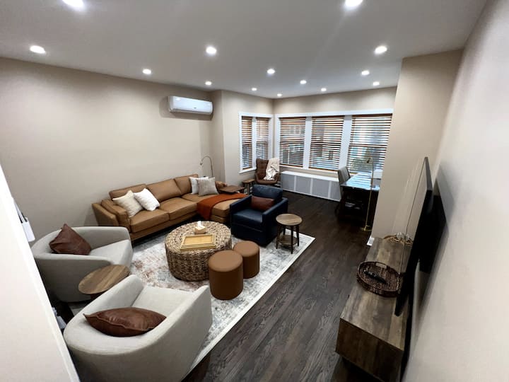 30-minimum Night Stay 3br 2car Driveway Parking - Skokie, IL