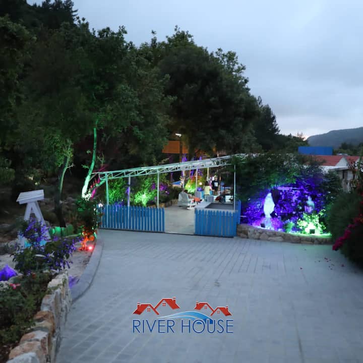 Riverhouse - Líbano