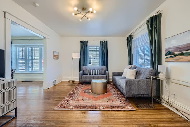 Designer Historic 3 Bedroom Home - Greeley, CO