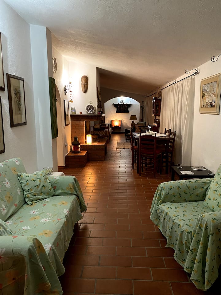 Villino Con Ampio Giardino - Villaputzu