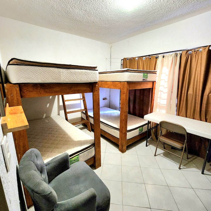 Students Shared Room - Mexico