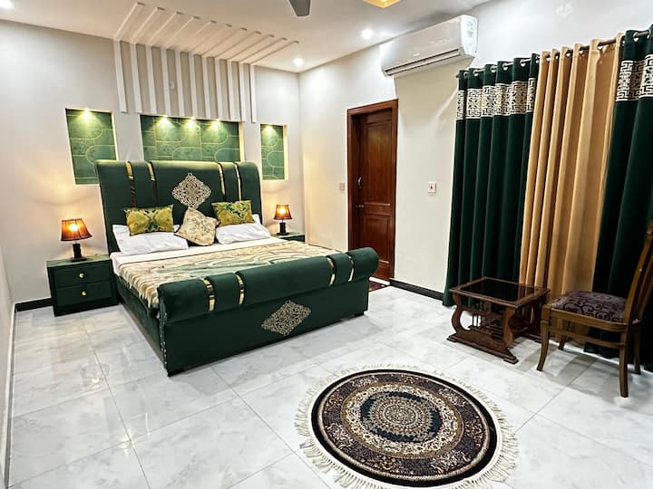 5 Ac Rooms | Car Porch | Led | Bahria Phase 8 - イスラマバード