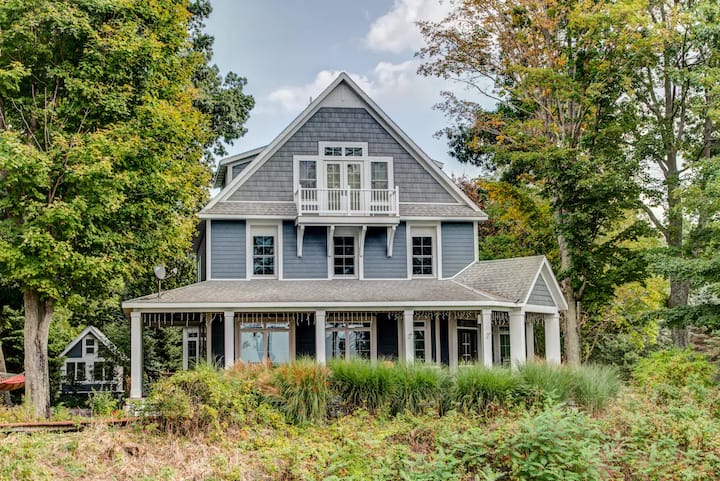 Big Blu - Elegant Lake Michigan Home - Duck Lake State Park, Whitehall