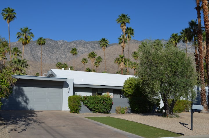 Twin Palms Mid-century Luxury Home - Palm Springs, CA