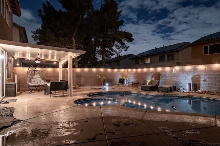 5br 3ba Retreat W Pool & Spa - 亨德森