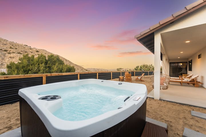 Casita El Dorado | Hot Tub~pool~fire Pit - Joshua Tree National Park