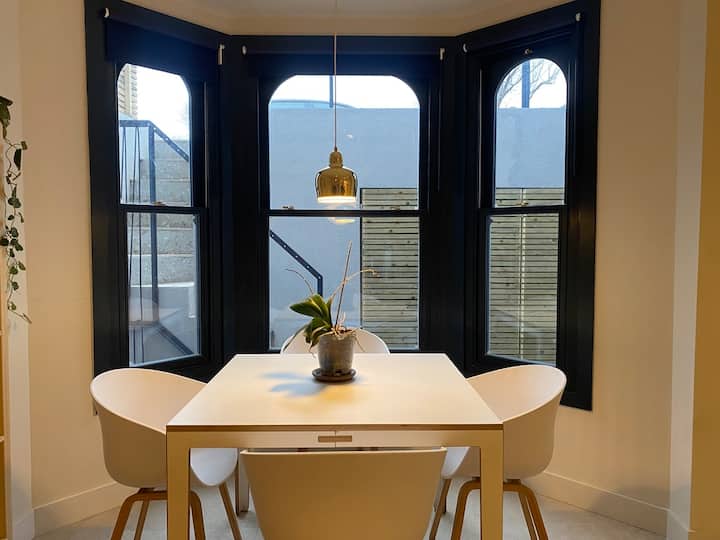 Fab Clapton Flat-where It's At! - Londres