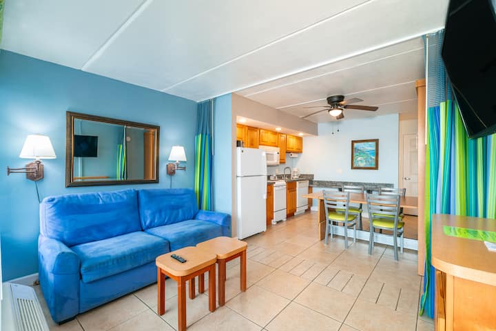 Cozy Studio On The Beach! - Port Orange, FL