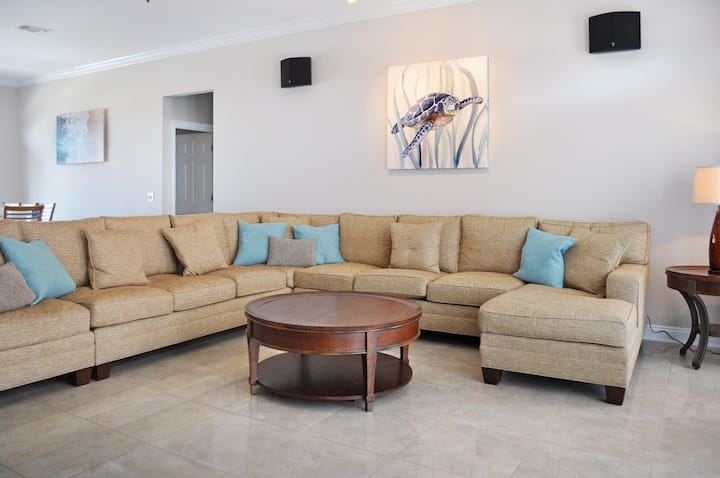 Honu Lani, Water Views From Every Window! - Pensacola Beach, FL