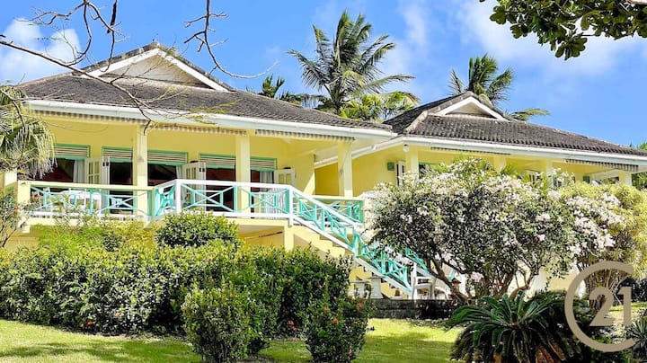 Paradise Villa (Newly Renovated) - Grenada