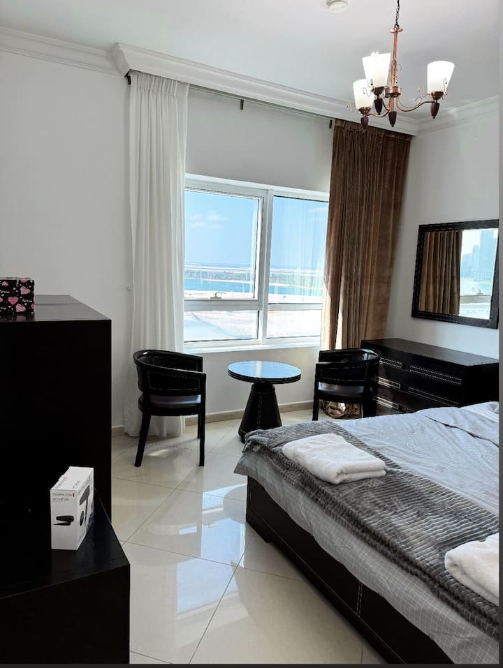 Entire Rental Unit In Sharjah Near Dubai (7-706) - 沙加