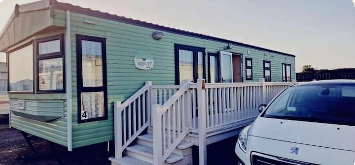 Happy Days Caravan - Towyn