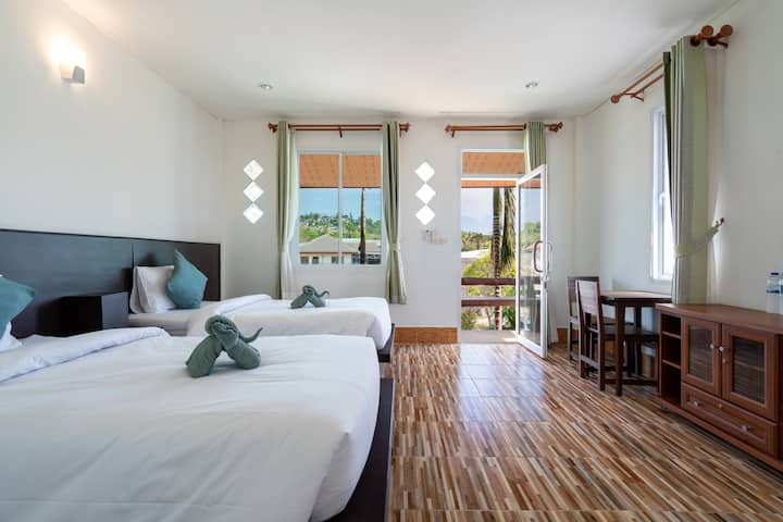 Twin Bed Kitchenette Ac Room (B1-2) - Ko Lanta