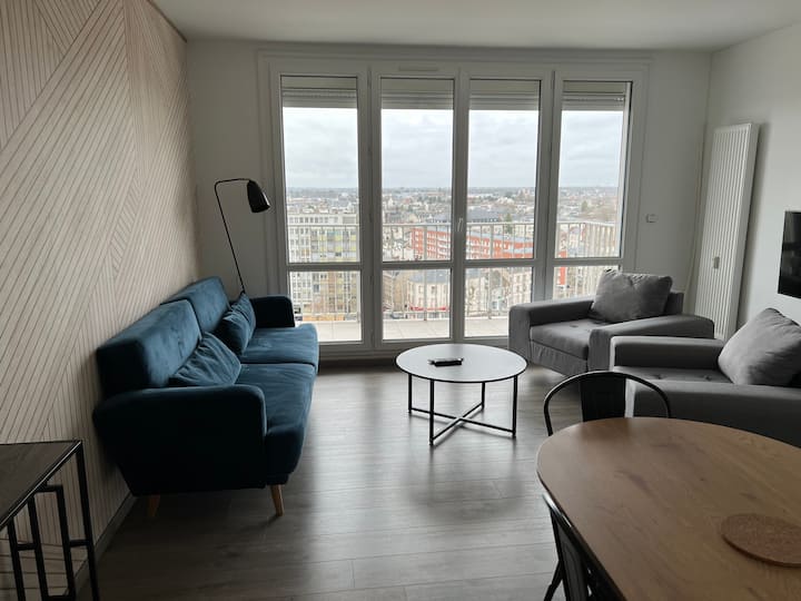 Une Chambre Privée Dans Un Appartement Partagé - Orléans