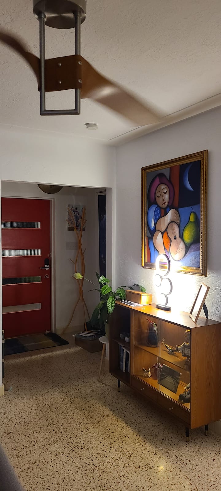 Beach Abode-mid Century Modern! - St. Petersburg, FL