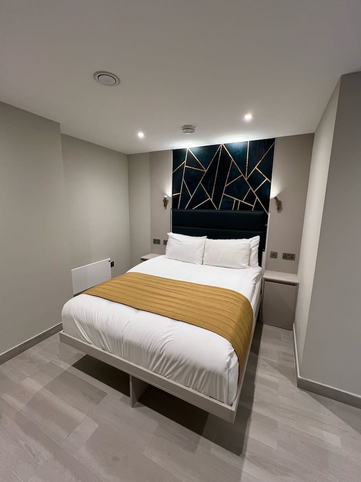 Double Studio (No Window) - Middlesex University London