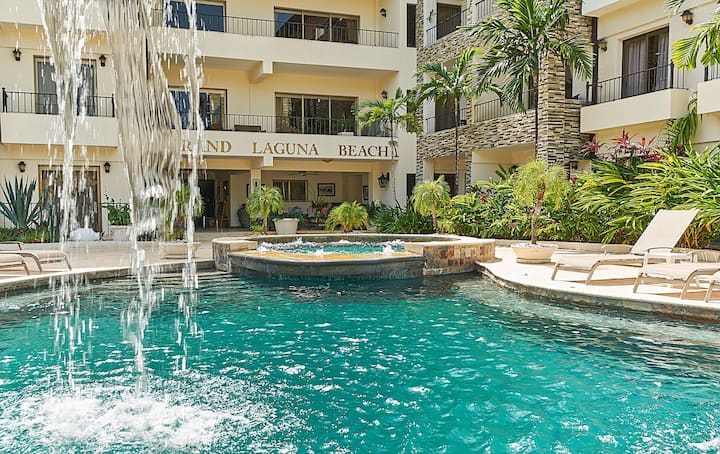 Beachfront Paradise: Stylish Condo With Two Pools - Sosúa